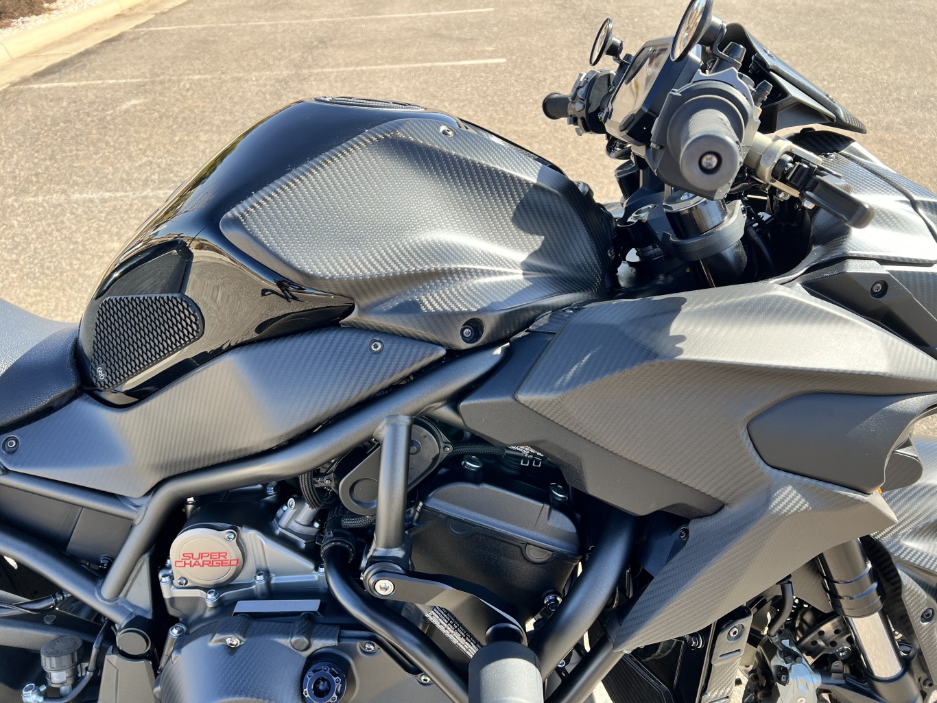 2021 Kawasaki ZH2 Carbon - Items for Sale - Kawasaki Z H2